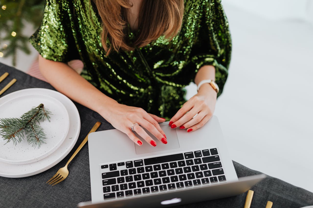 15 Strategies to Manage Your Inbox and Reduce Email Anxiety 15 Strategies to Manage Your Inbox and Reduce Email Anxiety